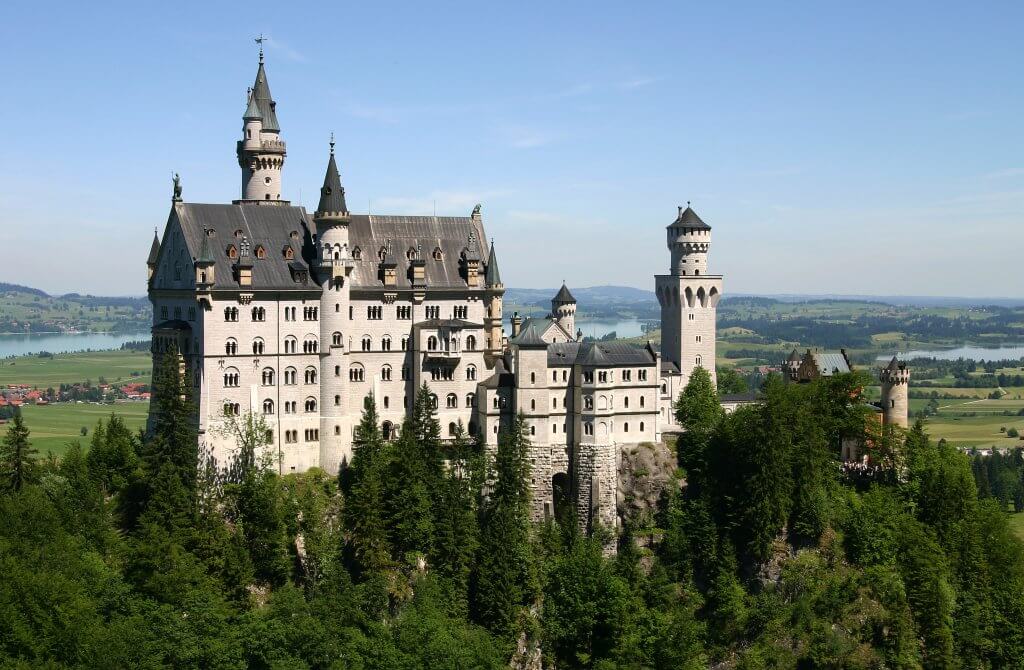 Neuschwanstein Castle » World Wide Kitsch